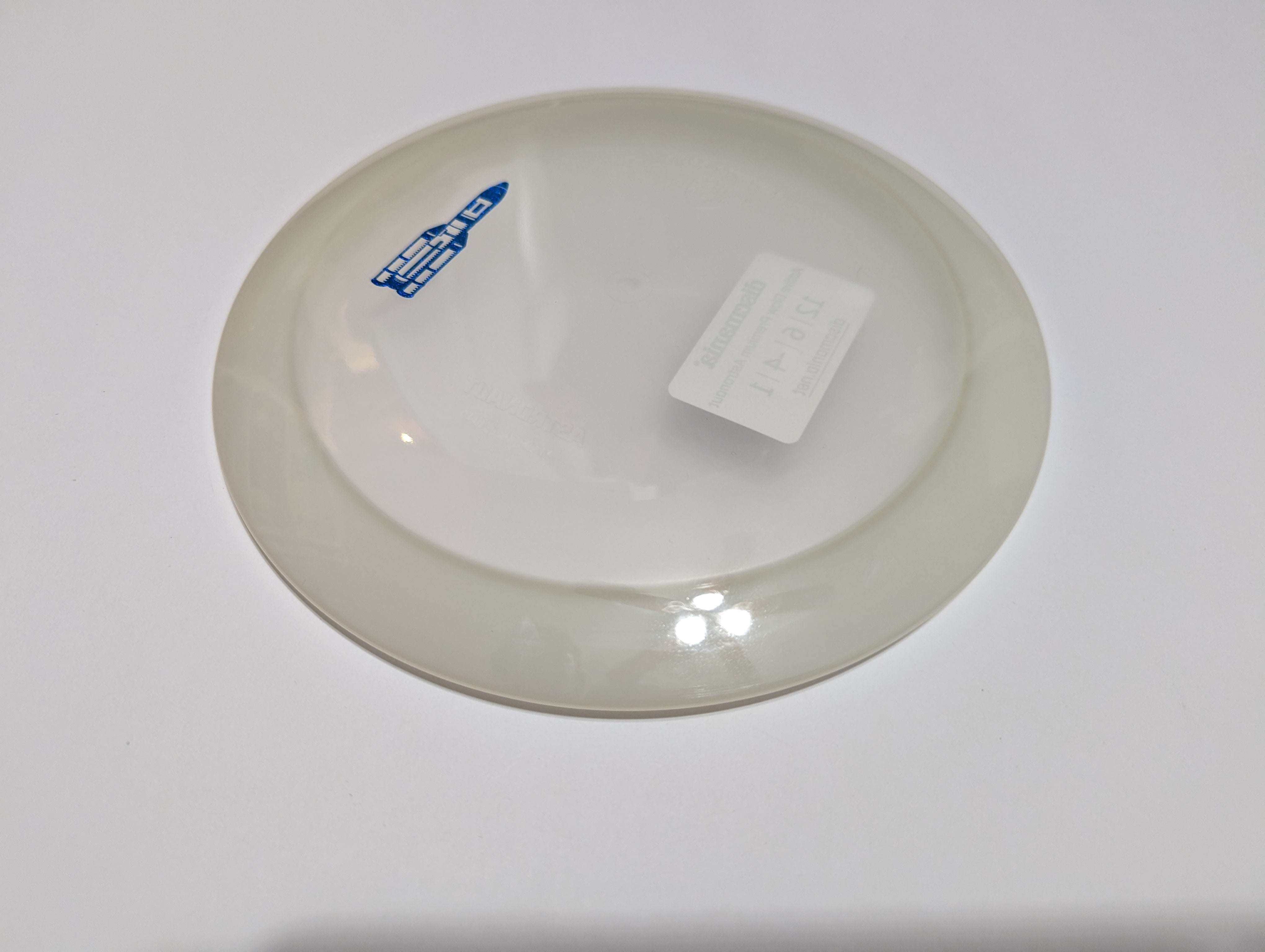 Discmania Active Premium Glow Astronaut – Wolf Discs